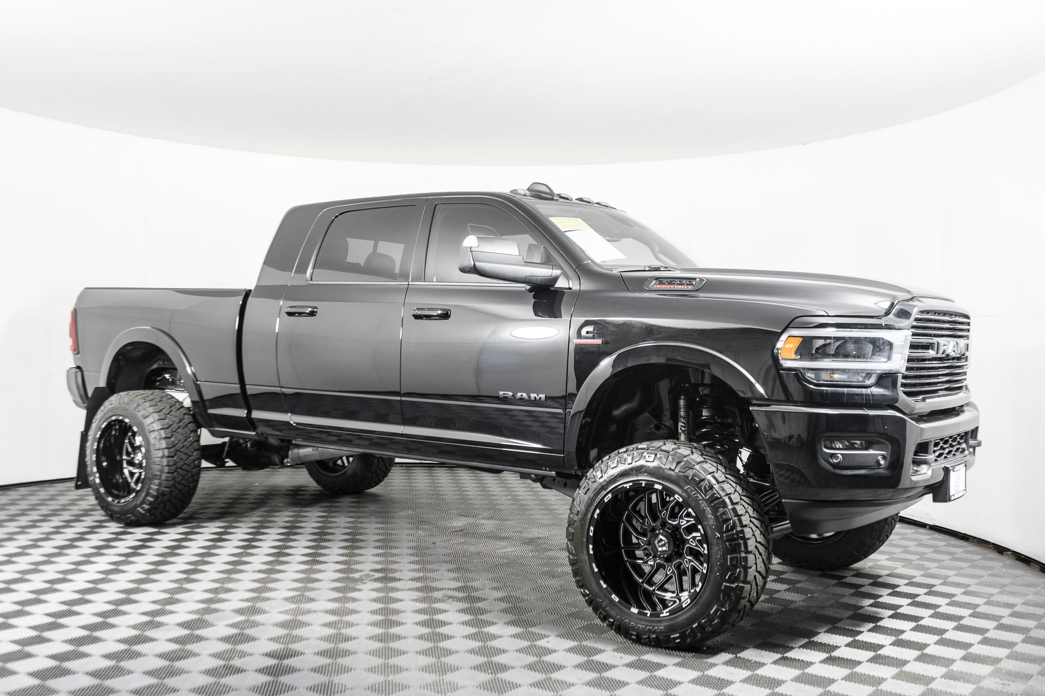 Dodge Ram 3500 Lifted